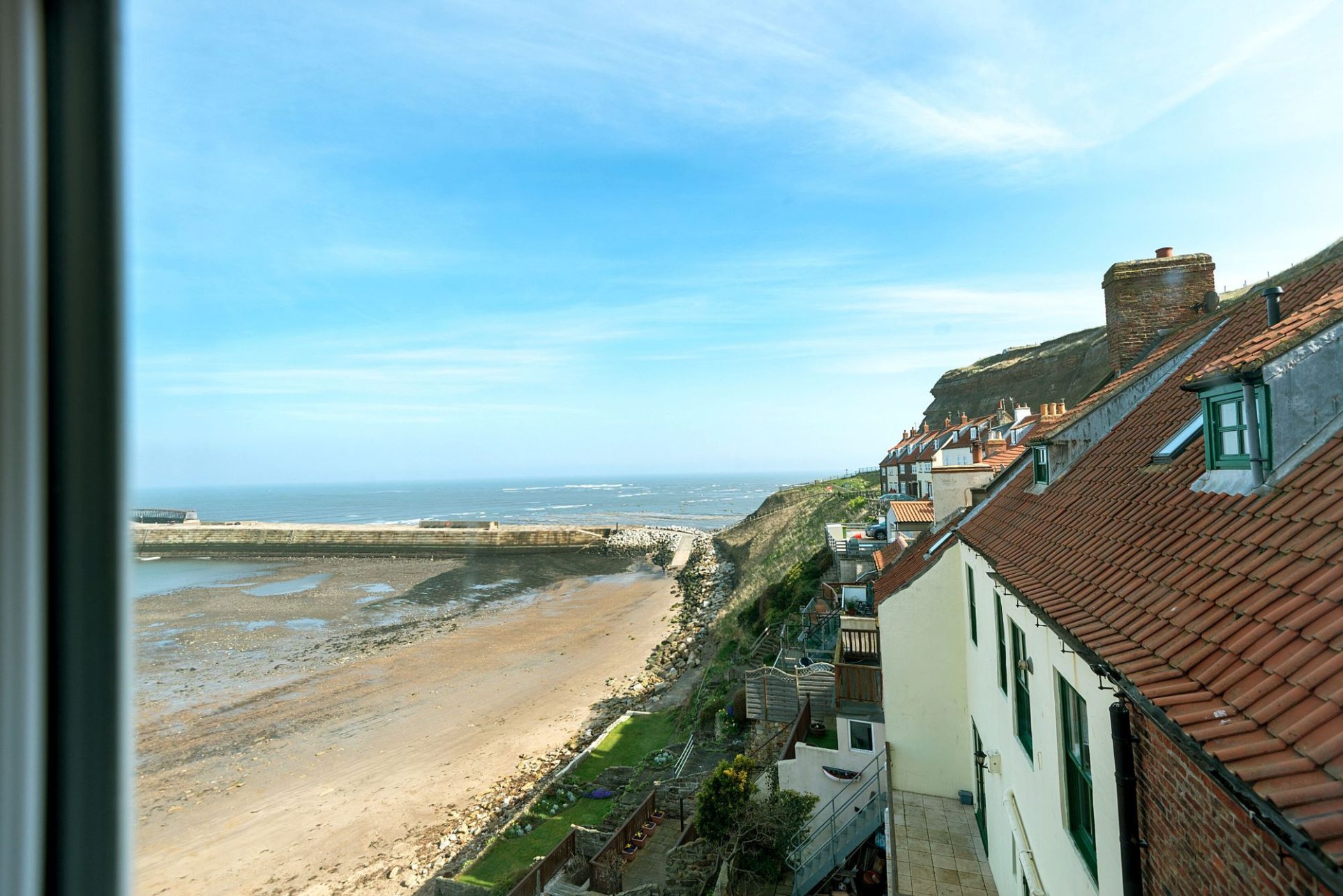 Captains Quarters House, East Side, Whitby - Shoreline Cottages
