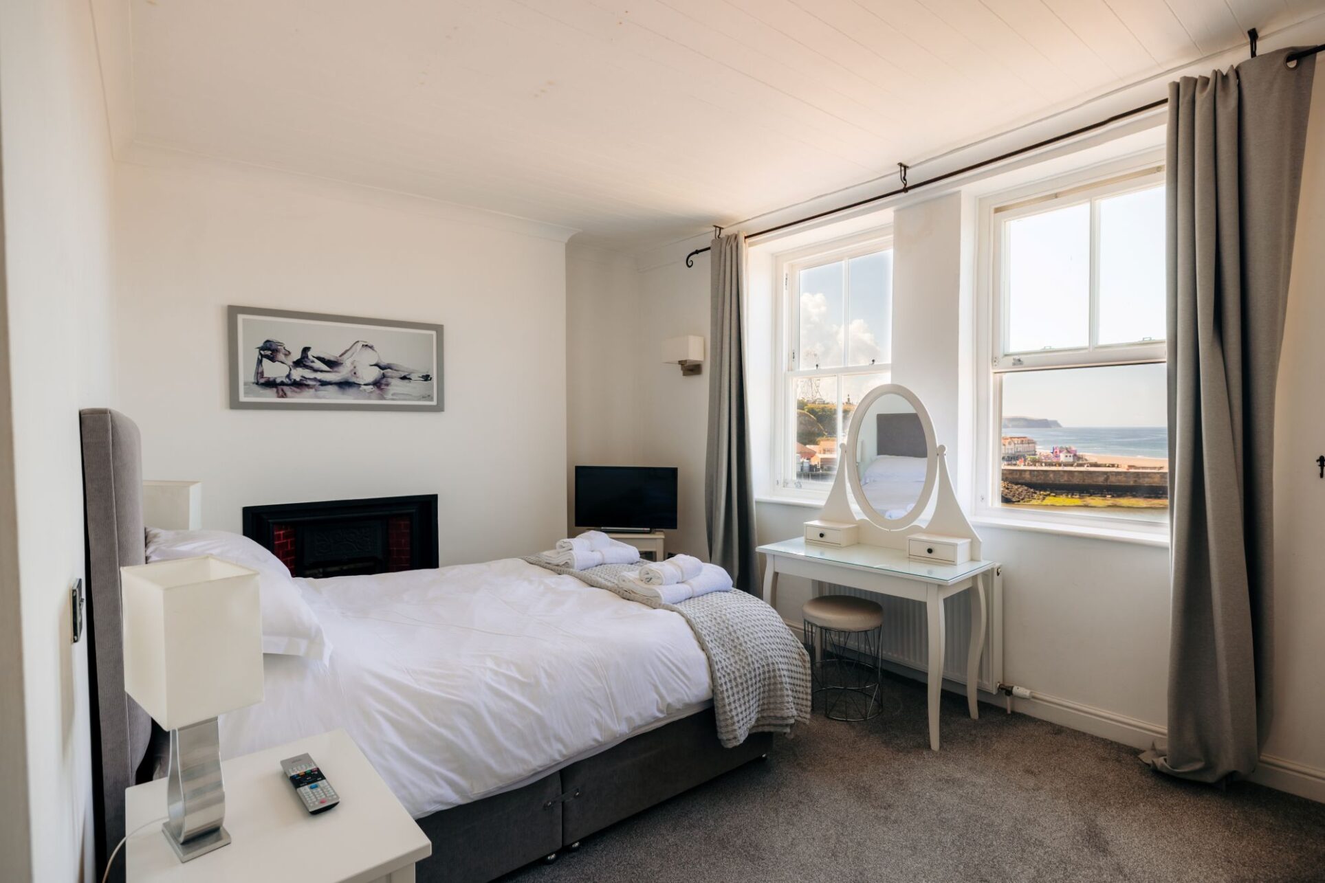 Captain’s Quarters, Sea View, Pet Friendly Cottage in Whitby
