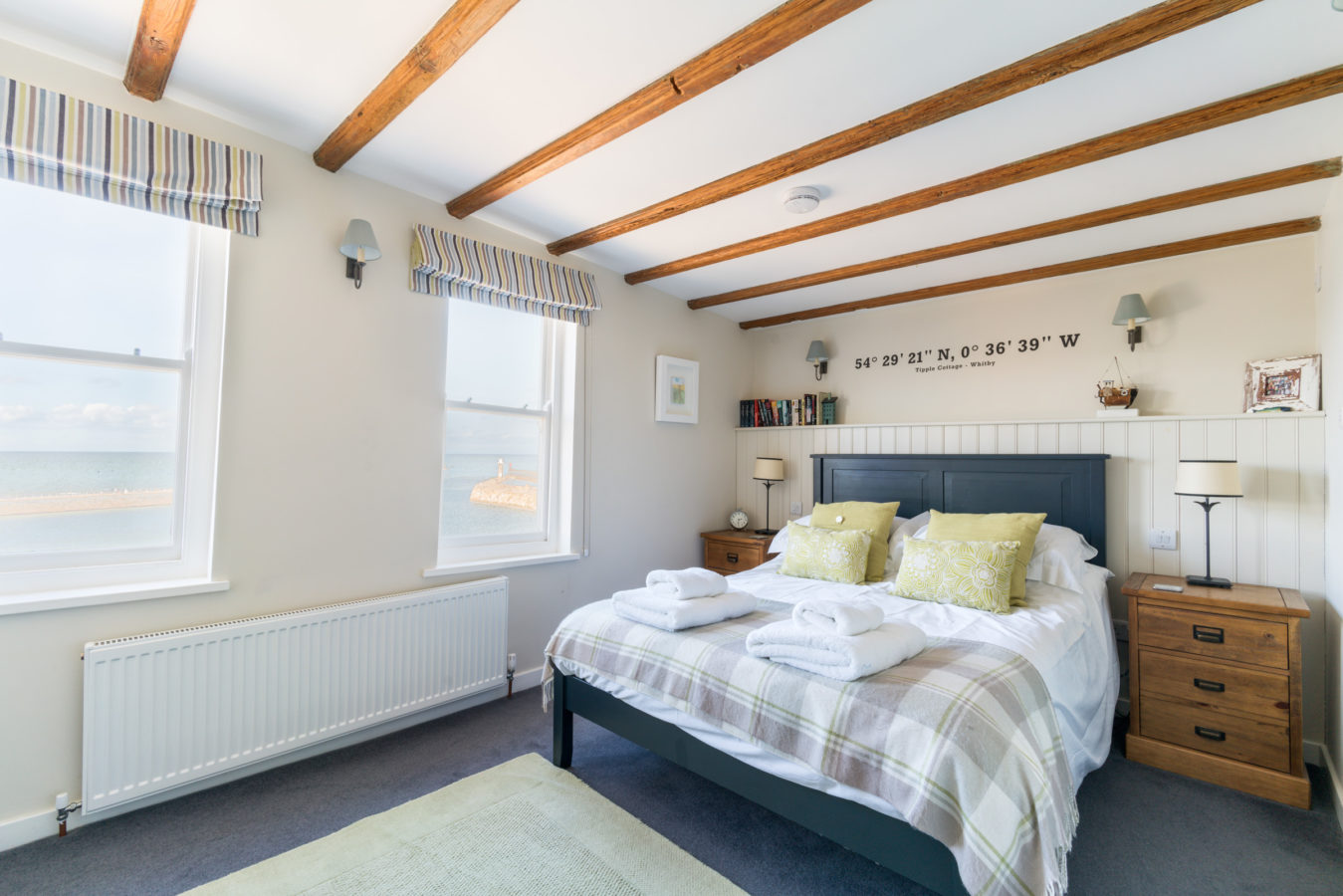Tipple Cottage – Restored Whitby Gem with Sea Views & Parking