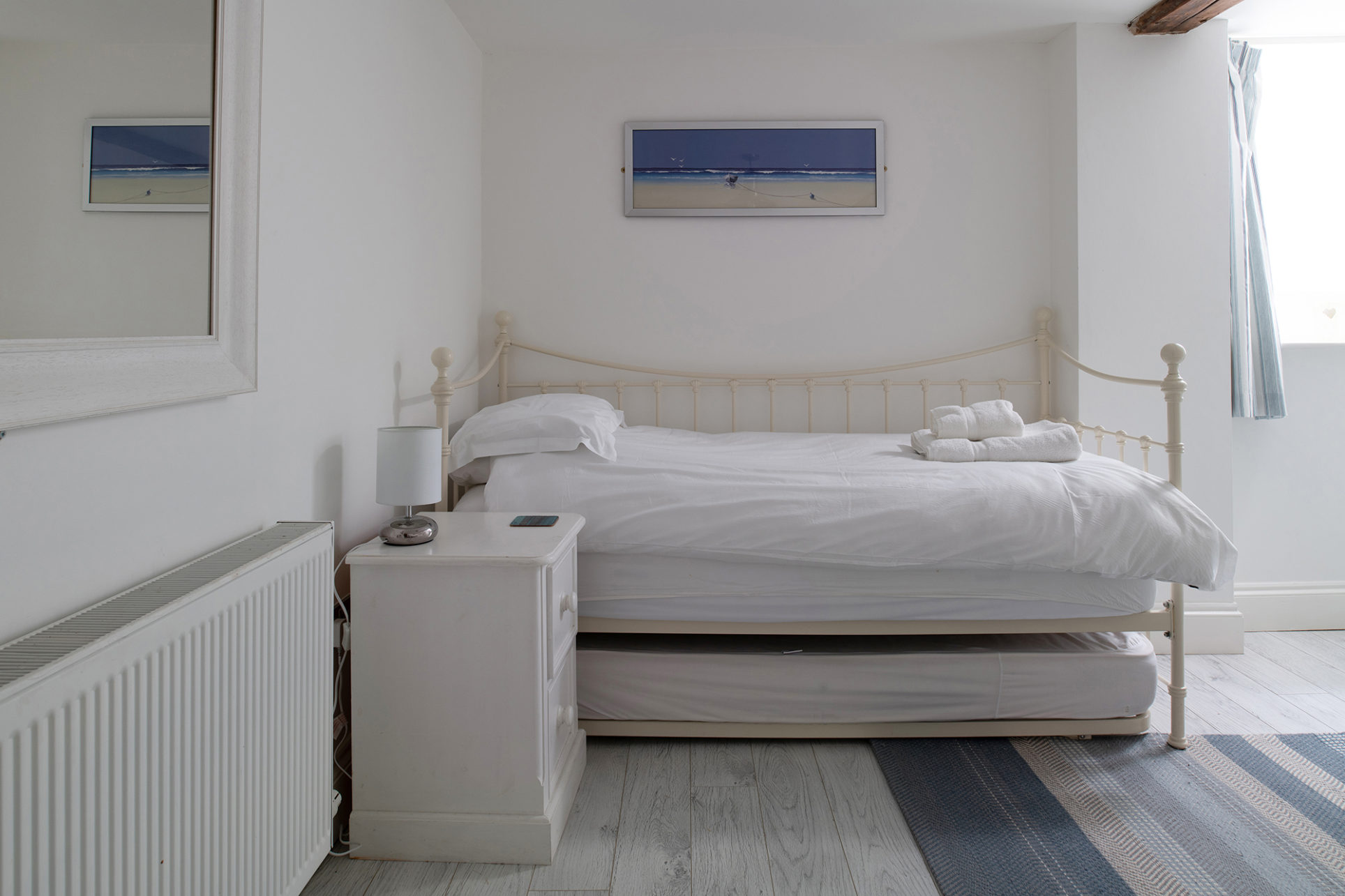 Kipper Cottage, East Side, Whitby - Shoreline Cottages