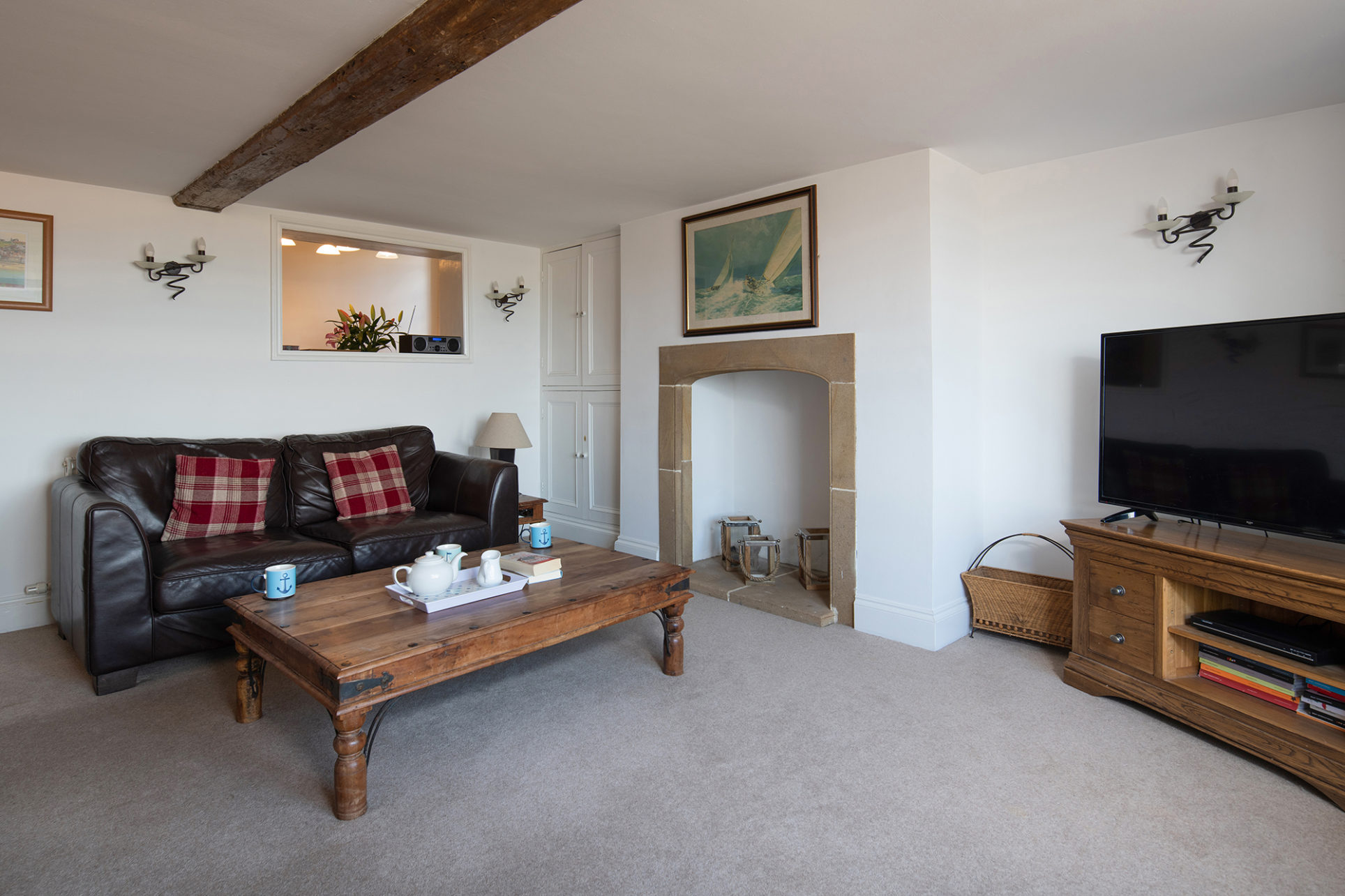 Kipper Cottage, East Side, Whitby - Shoreline Cottages