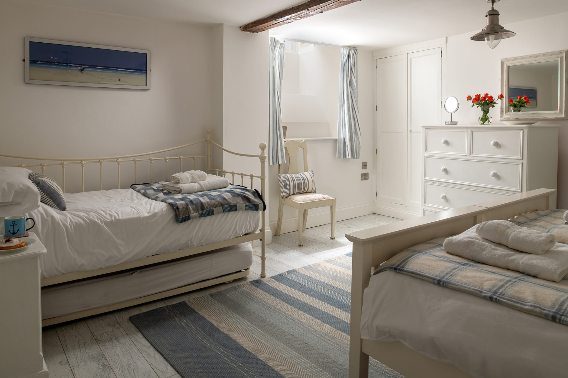 Kipper Cottage, East Side, Whitby - Shoreline Cottages