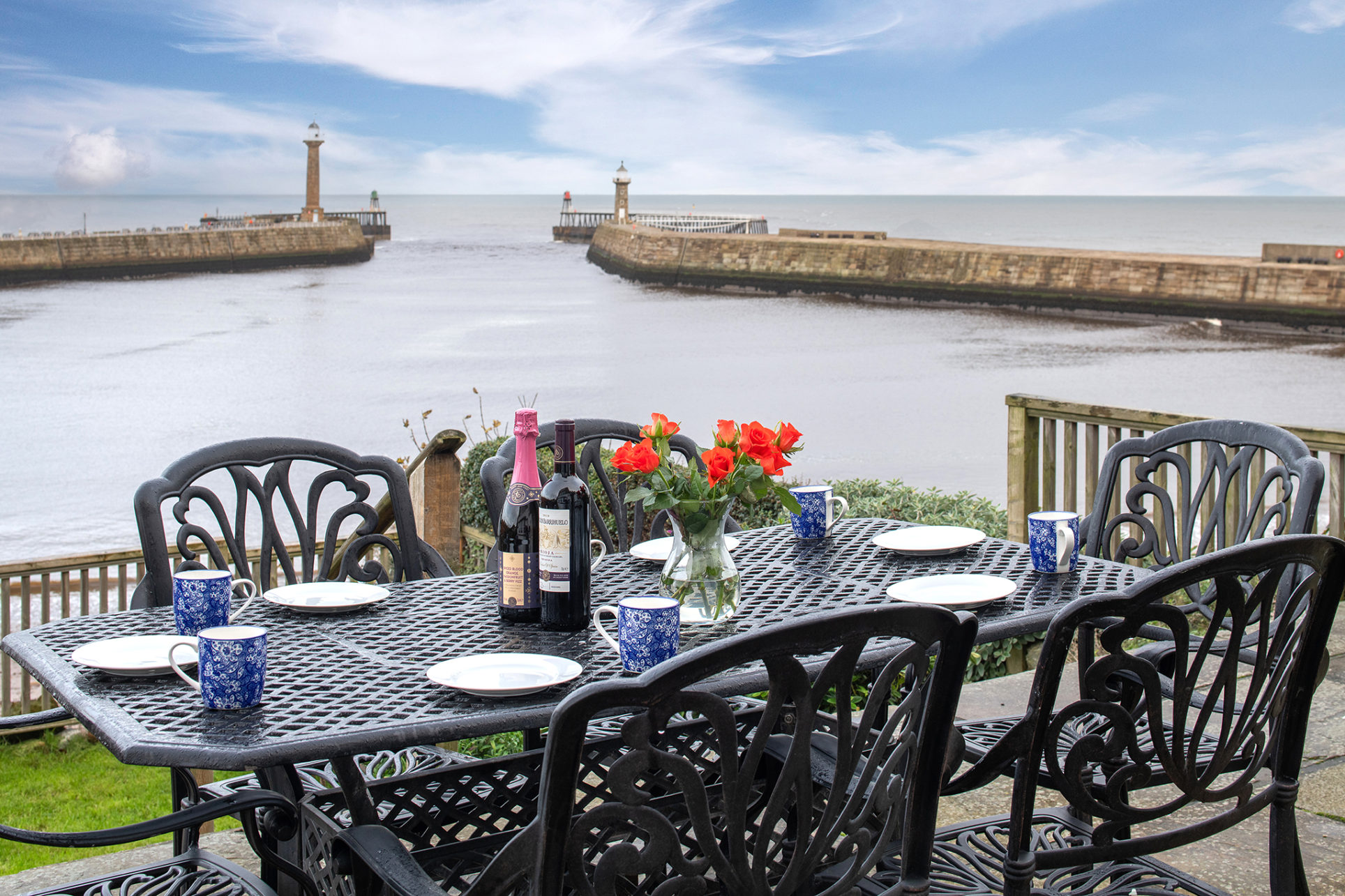 Kipper Cottage, East Side, Whitby - Shoreline Cottages
