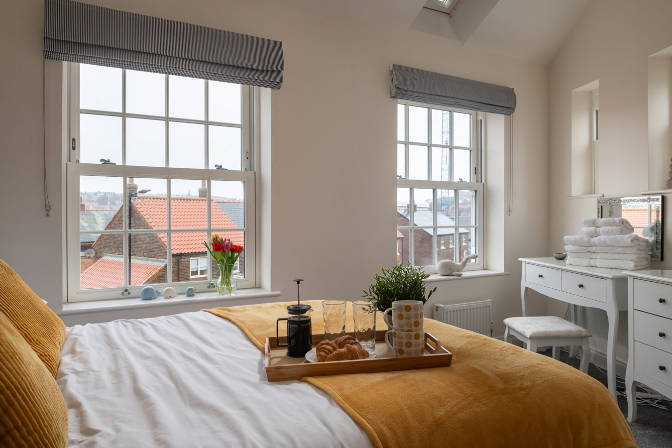 Hoggarth House – Luxury Whitby Holiday Home With Parking