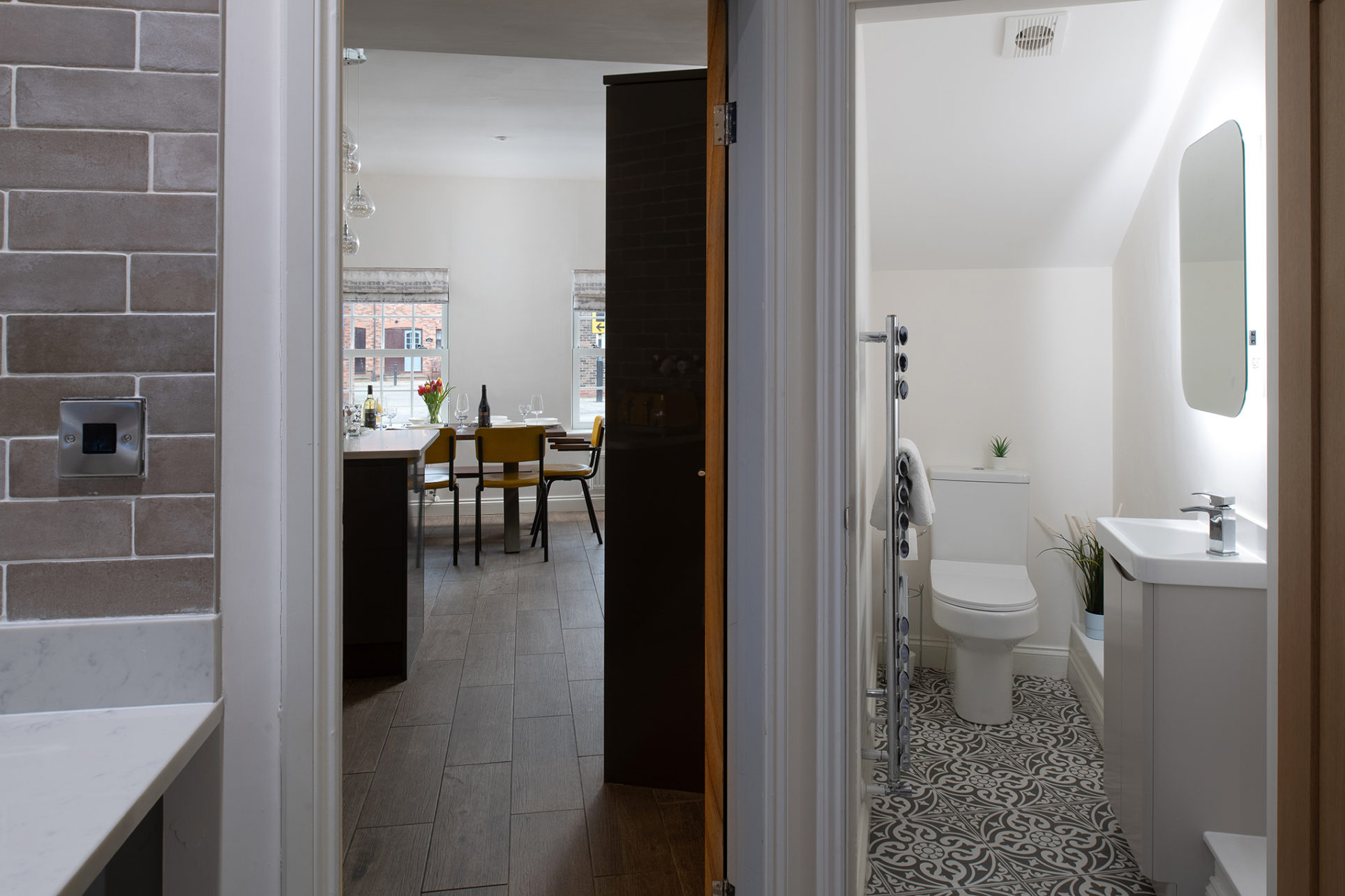 Hoggarth House – Luxury Whitby Holiday Home With Parking